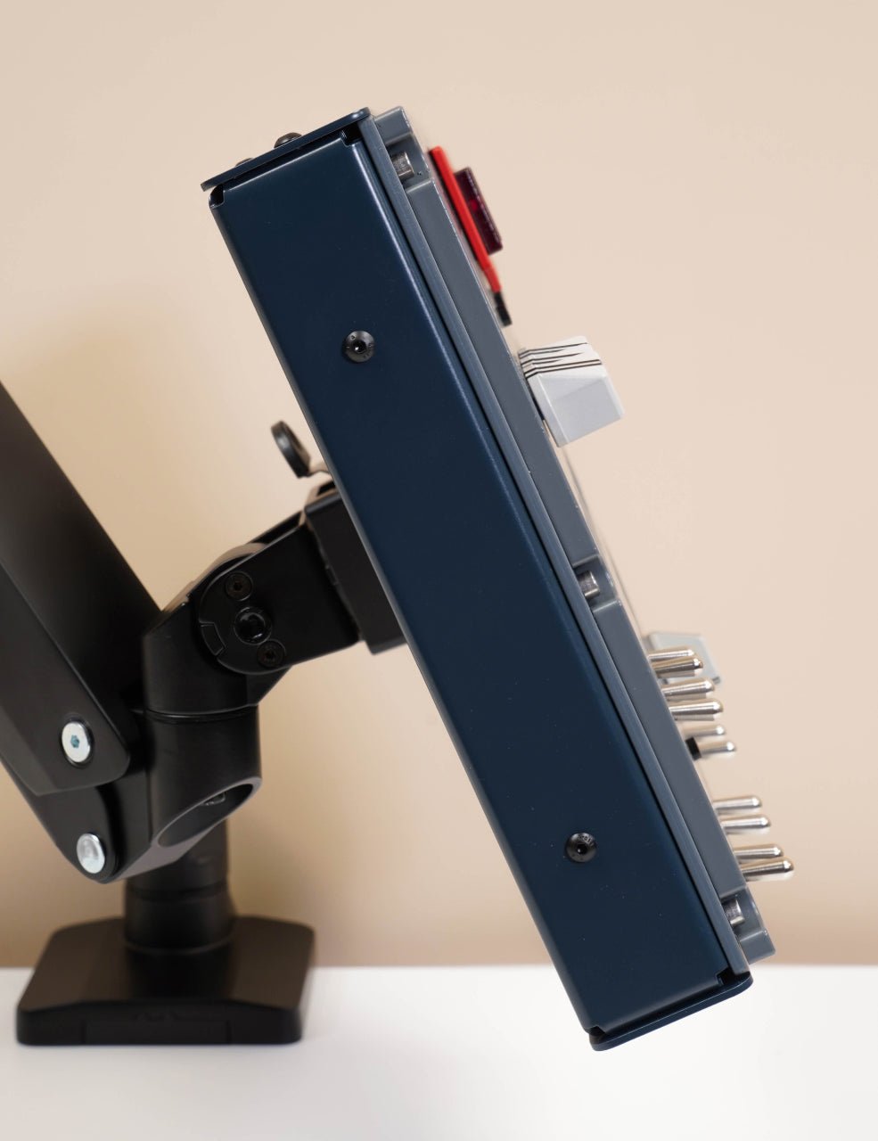 A32X - DESKTOPLine OVERHEAD– SKALARKI electronics Ltd